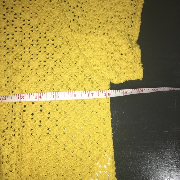 Madewell | Tops | Texture Thread Eyelet Tshirt Size Medium | Poshmark